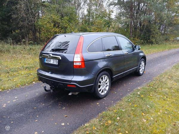 Pelēks Honda CR-V 2007 Utena, ar dzinēja tilpumu 2.20 L un nobraukumu 290 tūkst. km par 4200 €, foto 4 vietnē AUTOMOTO.COM.LV