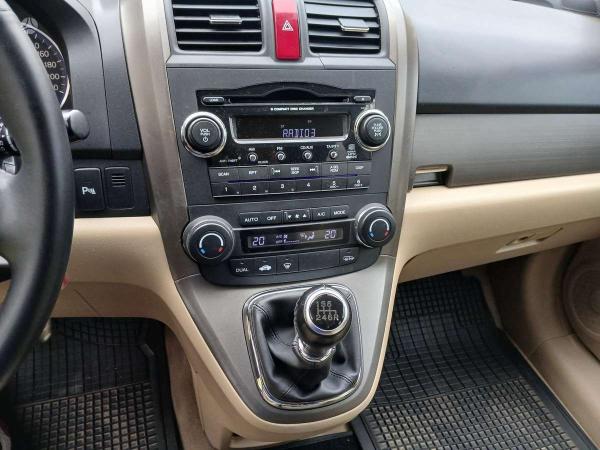 Pelēks Honda CR-V 2007 Utena, ar dzinēja tilpumu 2.20 L un nobraukumu 290 tūkst. km par 4200 €, foto 9 vietnē AUTOMOTO.COM.LV