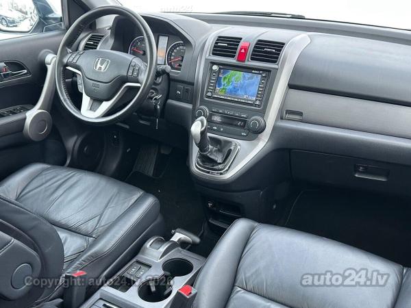 Pelēks Honda CR-V 2008 Tartu, ar dzinēja tilpumu 2.20 L un nobraukumu 278 tūkst. km par 8950 €, foto 3 vietnē AUTOMOTO.COM.LV
