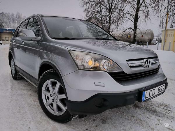 Pelēks Honda CR-V 2008 Trakai, ar dzinēja tilpumu 2.20 L un nobraukumu 292 tūkst. km par 3850 €, foto 6 vietnē AUTOMOTO.COM.LV