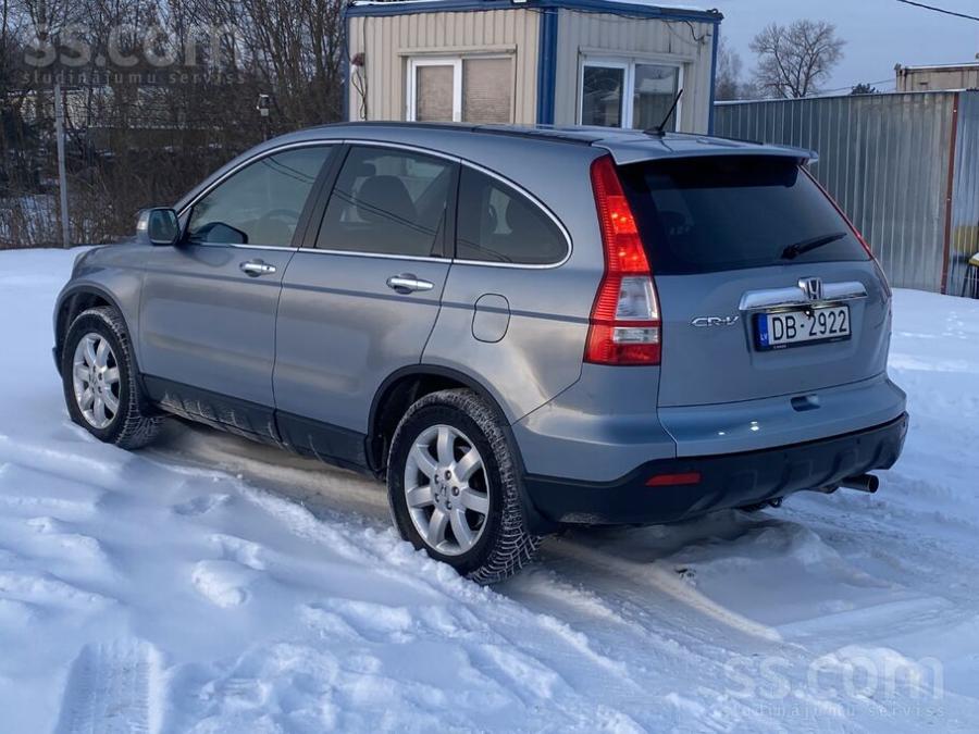 Pelēks Honda CR-V 2008 Rīga, ar dzinēja tilpumu 2.00 L un nobraukumu 0 tūkst. km par 5250 €, foto 2 vietnē AUTOMOTO.COM.LV