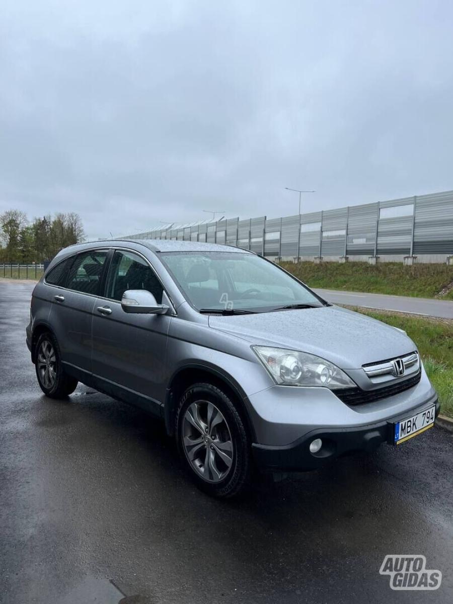 Grey Honda CR-V 2008 in Marijampole, with an engine capacity of 2.20 L and mileage of 260 thousand km for 3900 €, photo 4 on AUTOMOTO.COM.LV