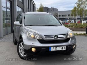 Grey Honda CR-V 2008 in Tallinn, with an engine capacity of 2.00 L and mileage of 220 thousand km for 3599 €, photo 5 on AUTOMOTO.COM.LV