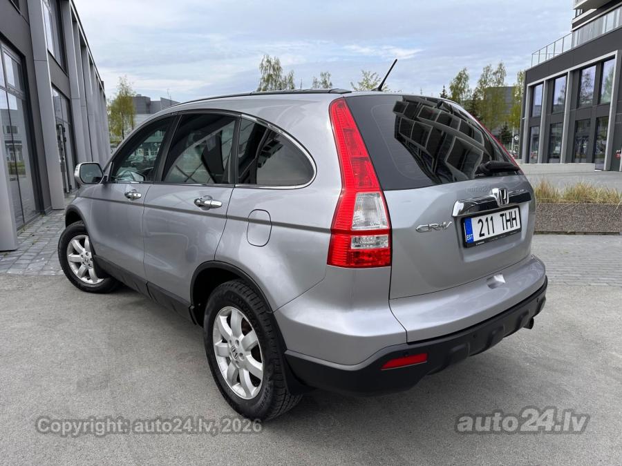 Grey Honda CR-V 2008 in Tallinn, with an engine capacity of 2.00 L and mileage of 220 thousand km for 3599 €, photo 13 on AUTOMOTO.COM.LV