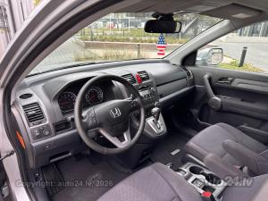 Grey Honda CR-V 2008 in Tallinn, with an engine capacity of 2.00 L and mileage of 220 thousand km for 3599 €, photo 15 on AUTOMOTO.COM.LV
