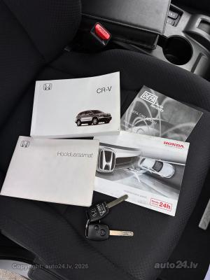 Grey Honda CR-V 2008 in Tallinn, with an engine capacity of 2.00 L and mileage of 220 thousand km for 3599 €, photo 27 on AUTOMOTO.COM.LV