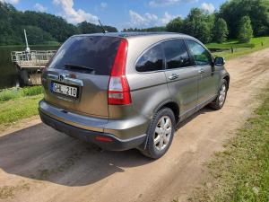 Grey Honda CR-V 2008 in Plunge, with an engine capacity of 2.20 L and mileage of 243 thousand km for 2500 €, photo 6 on AUTOMOTO.COM.LV