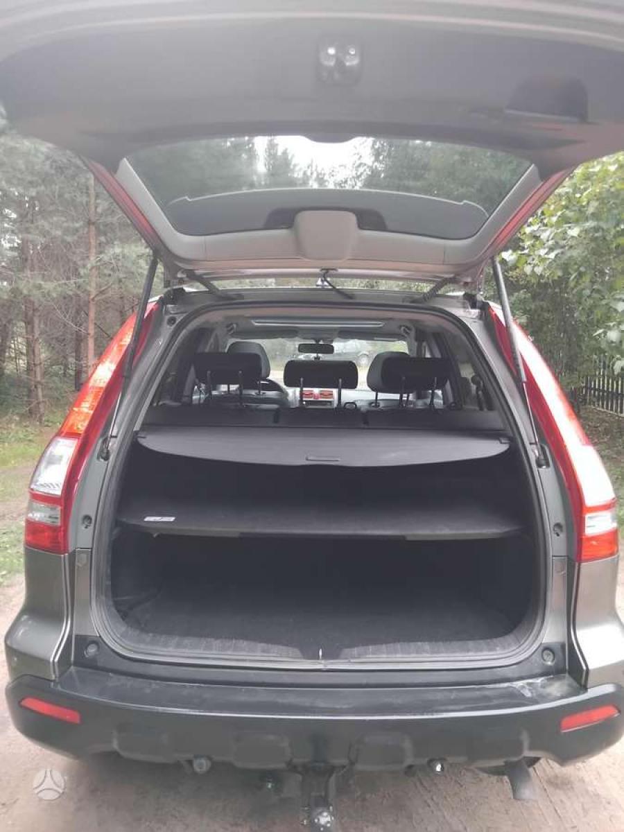 Pelēks Honda CR-V 2008 Viļņa, ar dzinēja tilpumu 2.20 L un nobraukumu 294 tūkst. km par 4250 €, foto 7 vietnē AUTOMOTO.COM.LV