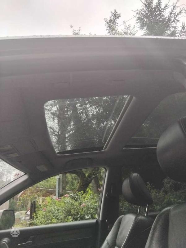 Grey Honda CR-V 2008 in Vilnius, with an engine capacity of 2.20 L and mileage of 294 thousand km for 4250 €, photo 9 on AUTOMOTO.COM.LV