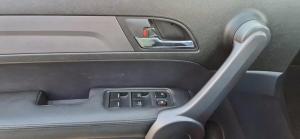 Pelēks Honda CR-V 2008 Daugavpils, ar dzinēja tilpumu 2.20 L un nobraukumu 193 tūkst. km par 6150 €, foto 21 vietnē AUTOMOTO.COM.LV