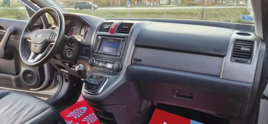 Pelēks Honda CR-V 2008 Daugavpils, ar dzinēja tilpumu 2.20 L un nobraukumu 193 tūkst. km par 6150 €, foto 27 vietnē AUTOMOTO.COM.LV