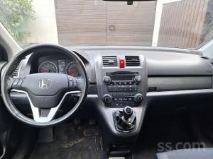 Pelēks Honda CR-V 2008 Rīga, ar dzinēja tilpumu 2.00 L un nobraukumu 177 tūkst. km par 5500 €, foto 7 vietnē AUTOMOTO.COM.LV