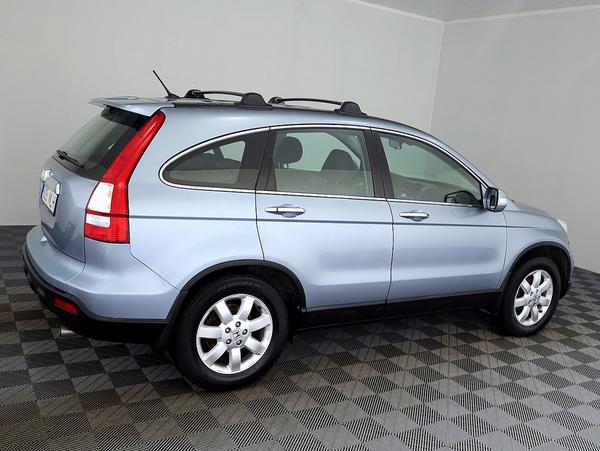 Grey Honda CR-V 2008 in Tallinn, with an engine capacity of 2.00 L and mileage of 196 thousand km for 2999 €, photo 3 on AUTOMOTO.COM.LV