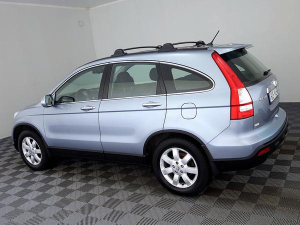 Grey Honda CR-V 2008 in Tallinn, with an engine capacity of 2.00 L and mileage of 196 thousand km for 2999 €, photo 4 on AUTOMOTO.COM.LV