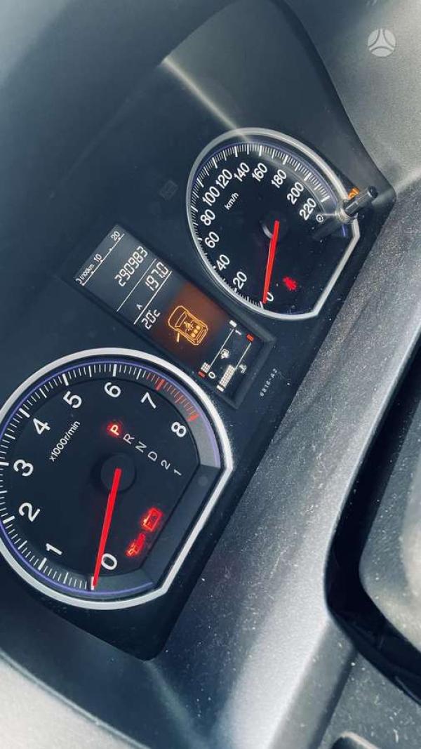 Pelēks Honda CR-V 2008 Viļņa, ar dzinēja tilpumu 2.00 L un nobraukumu 291 tūkst. km par 3500 €, foto 6 vietnē AUTOMOTO.COM.LV