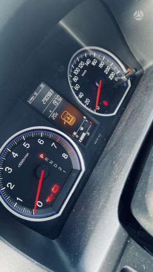Grey Honda CR-V 2008 in Vilnius, with an engine capacity of 2.00 L and mileage of 291 thousand km for 3500 €, photo 7 on AUTOMOTO.COM.LV