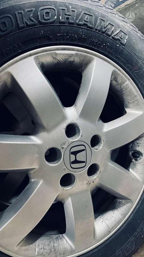 Pelēks Honda CR-V 2008 Viļņa, ar dzinēja tilpumu 2.00 L un nobraukumu 291 tūkst. km par 3500 €, foto 10 vietnē AUTOMOTO.COM.LV