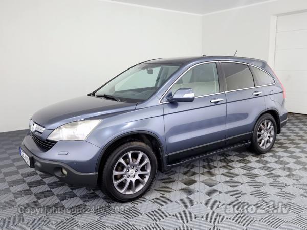 Pelēks Honda CR-V 2008 Tallina, ar dzinēja tilpumu 2.00 L un nobraukumu 267 tūkst. km par 3699 €, foto 2 vietnē AUTOMOTO.COM.LV