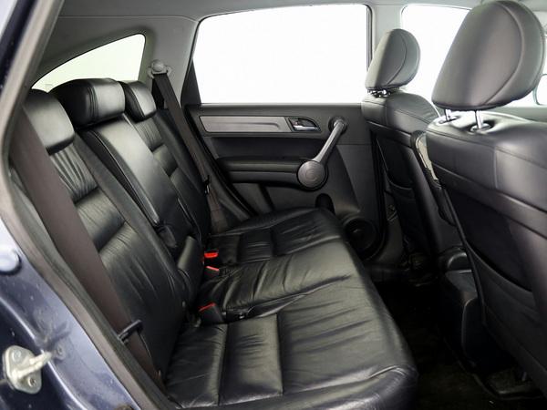 Pelēks Honda CR-V 2008 Tallina, ar dzinēja tilpumu 2.00 L un nobraukumu 267 tūkst. km par 3699 €, foto 7 vietnē AUTOMOTO.COM.LV