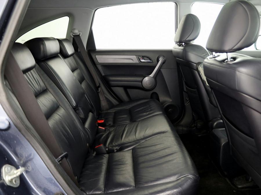 Pelēks Honda CR-V 2008 Tallina, ar dzinēja tilpumu 2.00 L un nobraukumu 267 tūkst. km par 3699 €, foto 17 vietnē AUTOMOTO.COM.LV