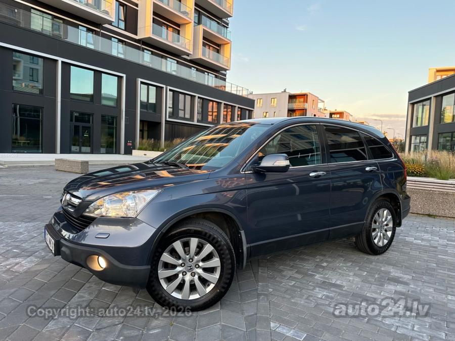 Pelēks Honda CR-V 2008 Tallina, ar dzinēja tilpumu 2.00 L un nobraukumu 259 tūkst. km par 4650 €, foto 4 vietnē AUTOMOTO.COM.LV