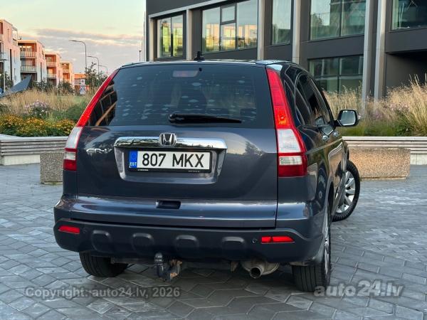 Pelēks Honda CR-V 2008 Tallina, ar dzinēja tilpumu 2.00 L un nobraukumu 259 tūkst. km par 4650 €, foto 8 vietnē AUTOMOTO.COM.LV