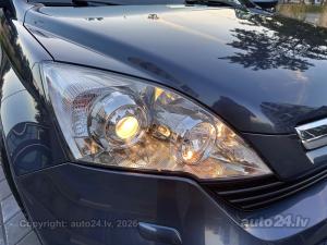 Pelēks Honda CR-V 2008 Tallina, ar dzinēja tilpumu 2.00 L un nobraukumu 259 tūkst. km par 4650 €, foto 24 vietnē AUTOMOTO.COM.LV
