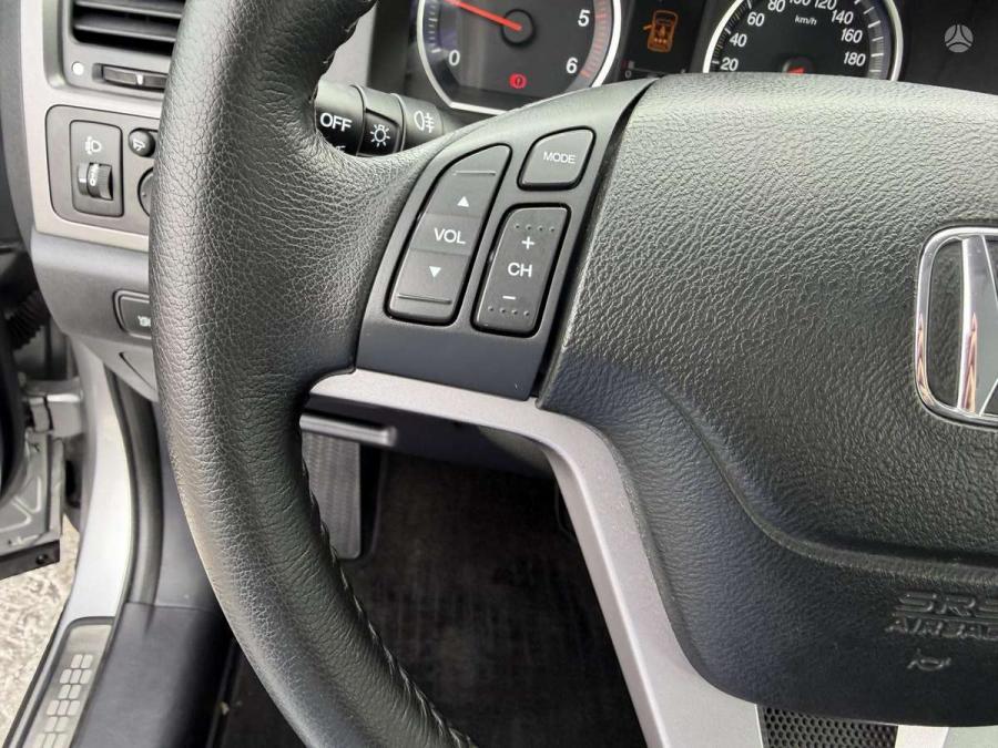 Pelēks Honda CR-V 2008 Viļņa, ar dzinēja tilpumu 2.20 L un nobraukumu 148 tūkst. km par 8888 €, foto 12 vietnē AUTOMOTO.COM.LV