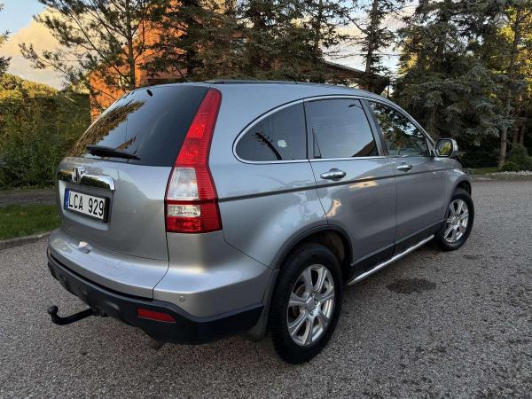 Pelēks Honda CR-V 2008 Alīta, ar dzinēja tilpumu 2.20 L un nobraukumu 160 tūkst. km par 6350 €, foto 10 vietnē AUTOMOTO.COM.LV