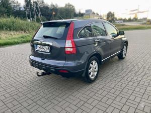 Grey Honda CR-V 2008 in Vilnius, with an engine capacity of 2.20 L and mileage of 357 thousand km for 3950 €, photo 3 on AUTOMOTO.COM.LV