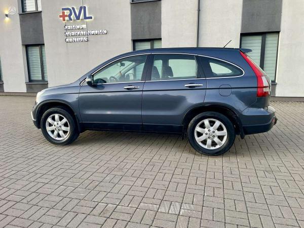 Grey Honda CR-V 2008 in Vilnius, with an engine capacity of 2.20 L and mileage of 357 thousand km for 3950 €, photo 7 on AUTOMOTO.COM.LV
