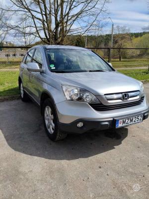 Pelēks Honda CR-V 2008 Viļņa, ar dzinēja tilpumu 2.20 L un nobraukumu 269 tūkst. km par 4500 €, foto 3 vietnē AUTOMOTO.COM.LV