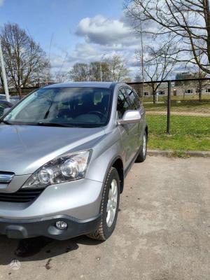 Pelēks Honda CR-V 2008 Viļņa, ar dzinēja tilpumu 2.20 L un nobraukumu 269 tūkst. km par 4500 €, foto 4 vietnē AUTOMOTO.COM.LV