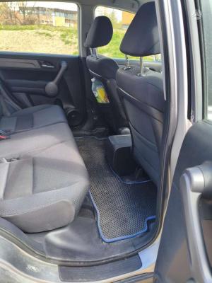 Pelēks Honda CR-V 2008 Viļņa, ar dzinēja tilpumu 2.20 L un nobraukumu 269 tūkst. km par 4500 €, foto 16 vietnē AUTOMOTO.COM.LV