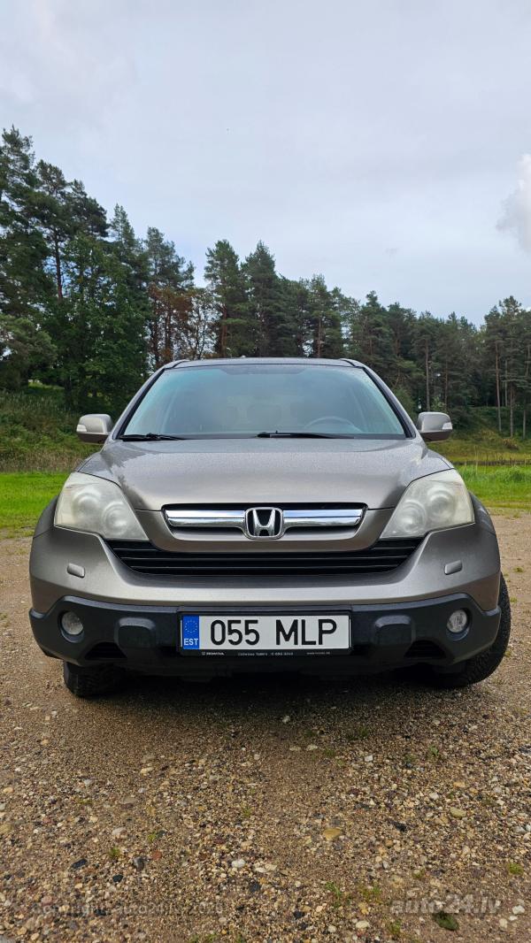 Honda CR-V 2008 Viljandi vietnē Pelēks Honda CR-V 2008 Viljandi, ar dzinēja tilpumu 2.00 L un nobraukumu 337 tūkst. km par 4500 €, foto 3 vietnē AUTOMOTO.COM.LV