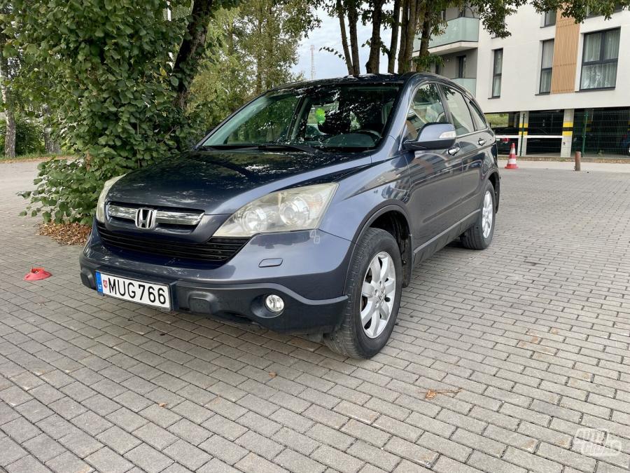 Pelēks Honda CR-V 2008 Viļņa, ar dzinēja tilpumu 2.20 L un nobraukumu 357 tūkst. km par 3950 €, foto 8 vietnē AUTOMOTO.COM.LV