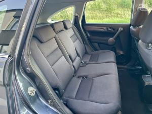 Pelēks Honda CR-V 2008 Viļņa, ar dzinēja tilpumu 2.20 L un nobraukumu 357 tūkst. km par 3950 €, foto 18 vietnē AUTOMOTO.COM.LV