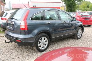 Pelēks Honda CR-V 2009 Daugavpils, ar dzinēja tilpumu 2.20 L un nobraukumu 238 tūkst. km par 6690 €, foto 8 vietnē AUTOMOTO.COM.LV
