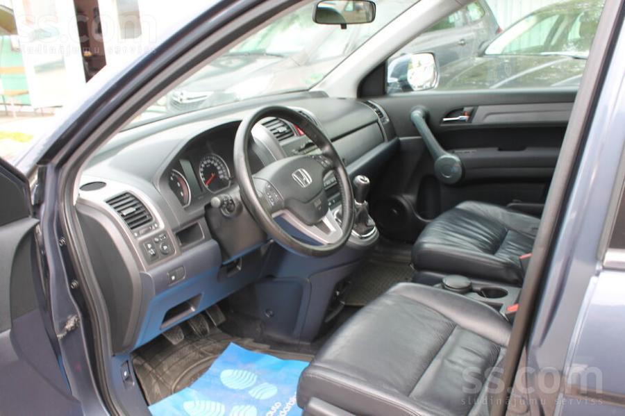 Pelēks Honda CR-V 2009 Daugavpils, ar dzinēja tilpumu 2.20 L un nobraukumu 238 tūkst. km par 6690 €, foto 15 vietnē AUTOMOTO.COM.LV