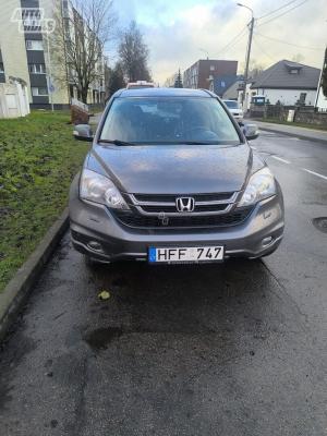 Grey Honda CR-V 2009 in Siauliai, with an engine capacity of 2.20 L and mileage of 299 thousand km for 4500 €, photo 5 on AUTOMOTO.COM.LV