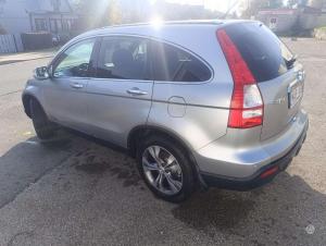 Pelēks Honda CR-V 2009 Alīta, ar dzinēja tilpumu 1.99 L un nobraukumu 277 tūkst. km par 5500 €, foto 6 vietnē AUTOMOTO.COM.LV