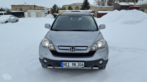 Grey Honda CR-V 2009 in Klaipeda, with an engine capacity of 2.20 L and mileage of 292 thousand km for 6200 €, photo 7 on AUTOMOTO.COM.LV