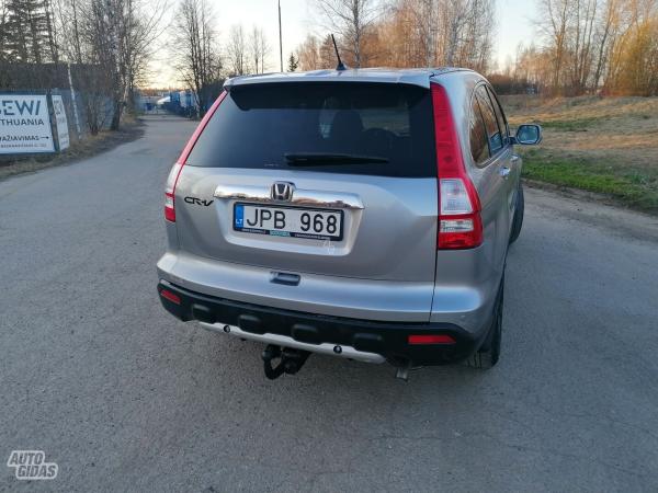 Pelēks Honda CR-V 2009 Utena, ar dzinēja tilpumu 2.20 L un nobraukumu 358 tūkst. km par 3750 €, foto 6 vietnē AUTOMOTO.COM.LV