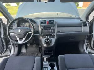 Grey Honda CR-V 2009 in Jekabpils, with an engine capacity of 2.20 L and mileage of 300 thousand km for 5950 €, photo 28 on AUTOMOTO.COM.LV