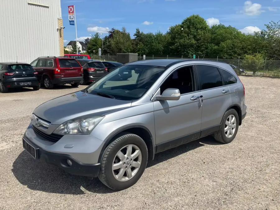 Grey Honda CR-V 2009 in Jekabpils, with an engine capacity of 2.20 L and mileage of 300 thousand km for 5950 €, photo 34 on AUTOMOTO.COM.LV