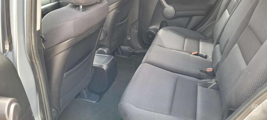 Pelēks Honda CR-V 2009 Plungė, ar dzinēja tilpumu 0.00 L un nobraukumu 280 tūkst. km par 4200 €, foto 11 vietnē AUTOMOTO.COM.LV