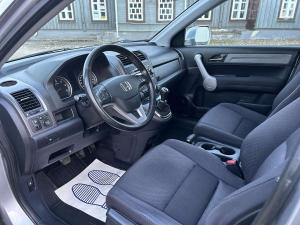 Grey Honda CR-V 2009 in Kaisiadorys, with an engine capacity of 2.20 L and mileage of 293 thousand km for 3850 €, photo 10 on AUTOMOTO.COM.LV