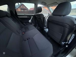 Grey Honda CR-V 2009 in Kaisiadorys, with an engine capacity of 2.20 L and mileage of 293 thousand km for 3850 €, photo 14 on AUTOMOTO.COM.LV