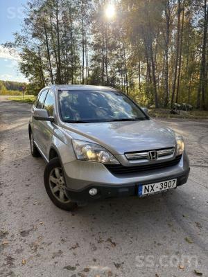 Pelēks Honda CR-V 2009 Jelgava, ar dzinēja tilpumu 2.20 L un nobraukumu 250 tūkst. km par 5000 €, foto  vietnē AUTOMOTO.COM.LV