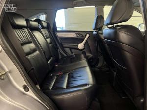 Grey Honda CR-V 2009 in Aukstieji Rusokai, with an engine capacity of 2.20 L and mileage of 387 thousand km for 4300 €, photo 28 on AUTOMOTO.COM.LV